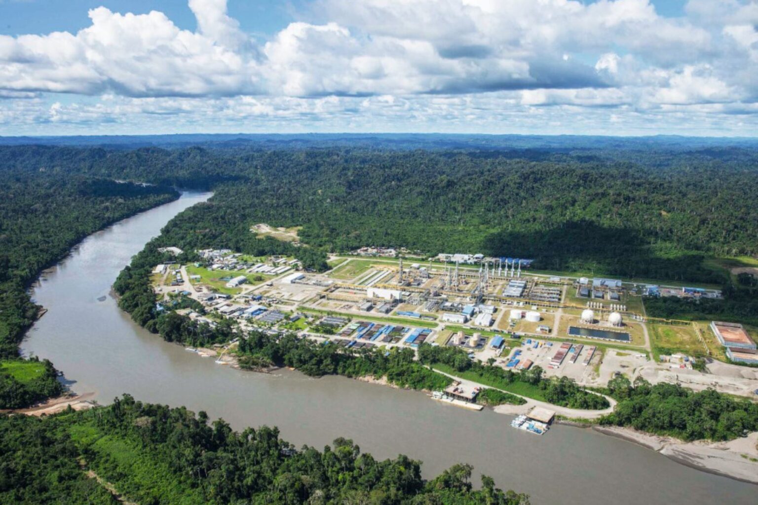 El gas de Camisea es de los peruanos - Desde Adentro