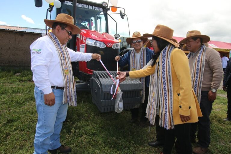 Cusco: Productores de la comunidad de Huisa Collana cuentan con nueva maquinaria y equipos ...