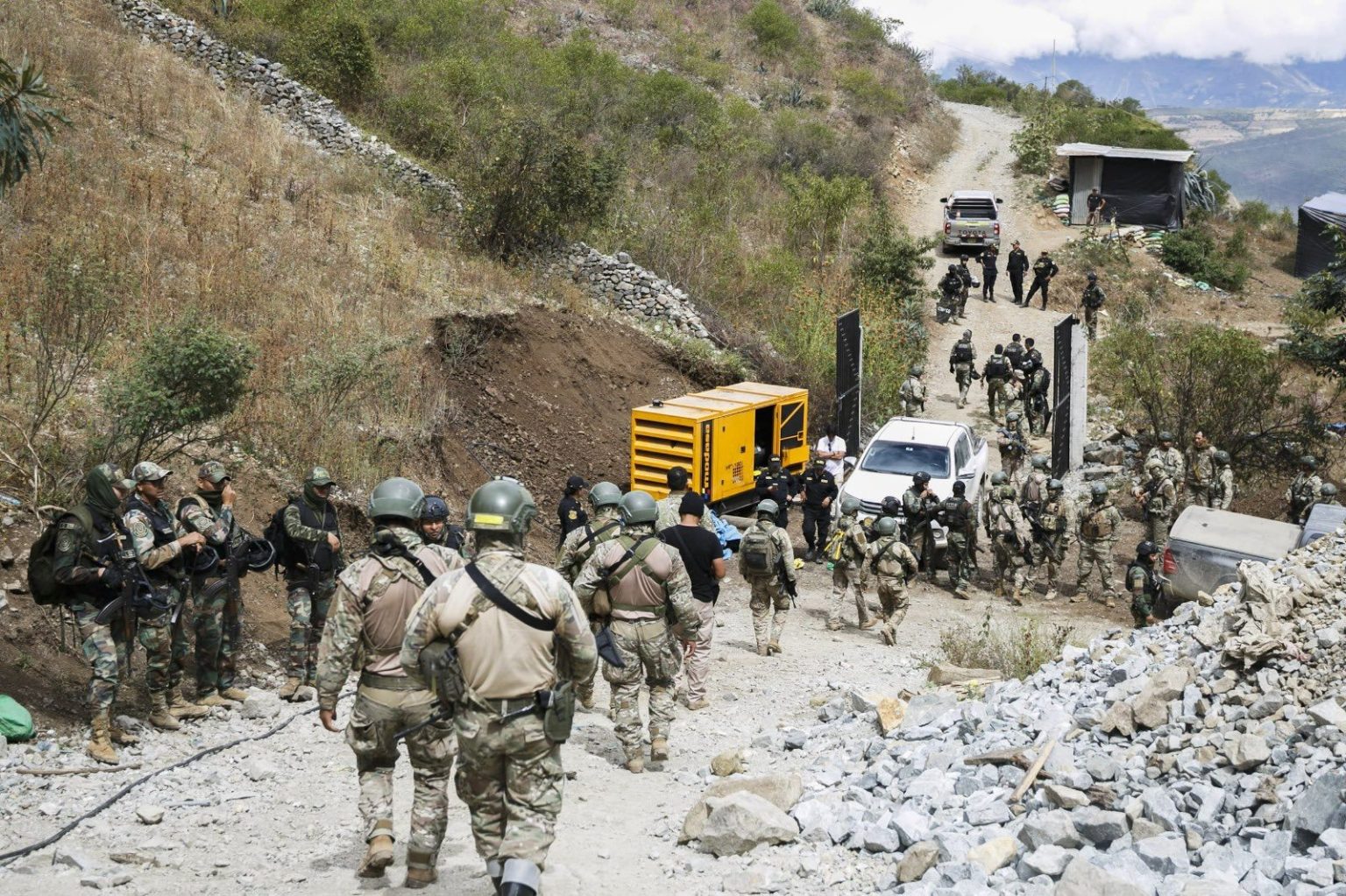 Gobierno aprueba estrategia nacional para fortalecer la lucha contra la minería ilegal - Desde ...