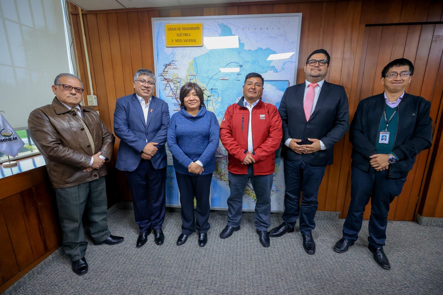 Minera Chinalco Perú impulsa su transformación digital con sala IROC ...