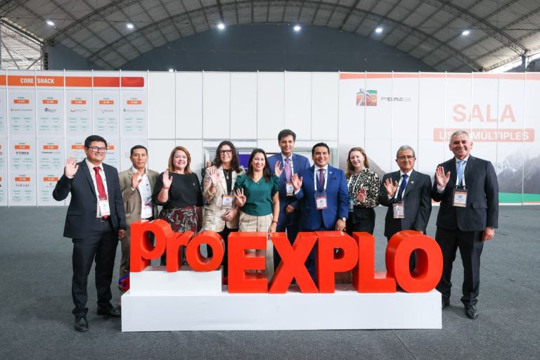Ausenco trabaja en cinco grandes proyectos mineros - Desde Adentro